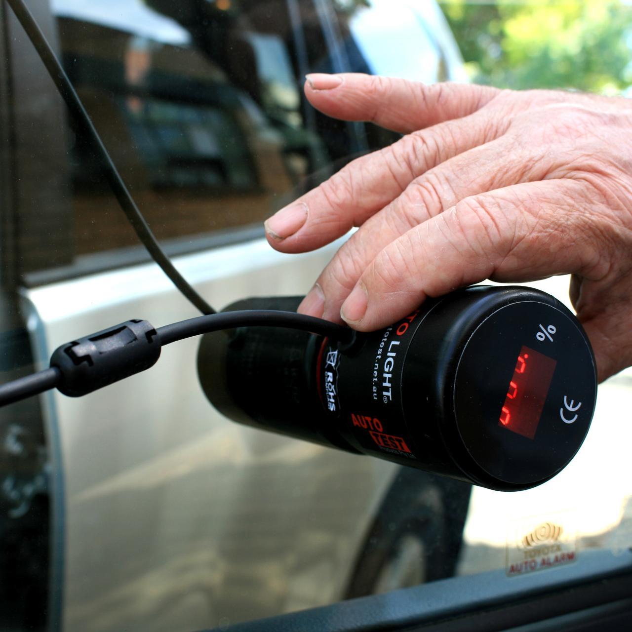 AutoLight MAGNETIC Hands Free Window Tint Meter